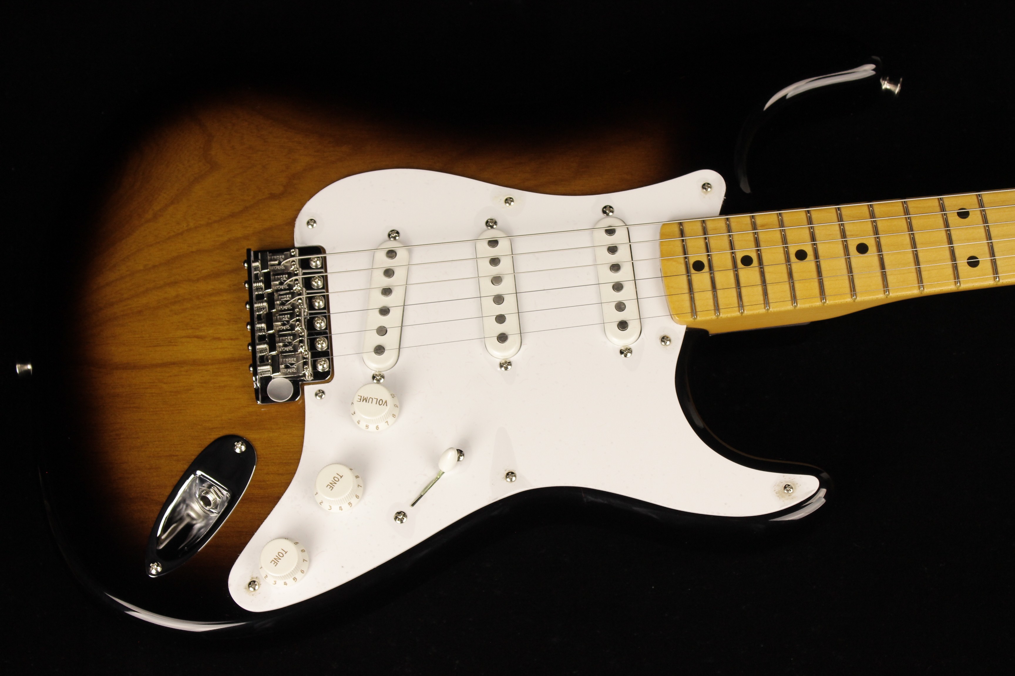 Fender 70th Anniversary American Vintage II 1954 Stratocaster 2-Color ...