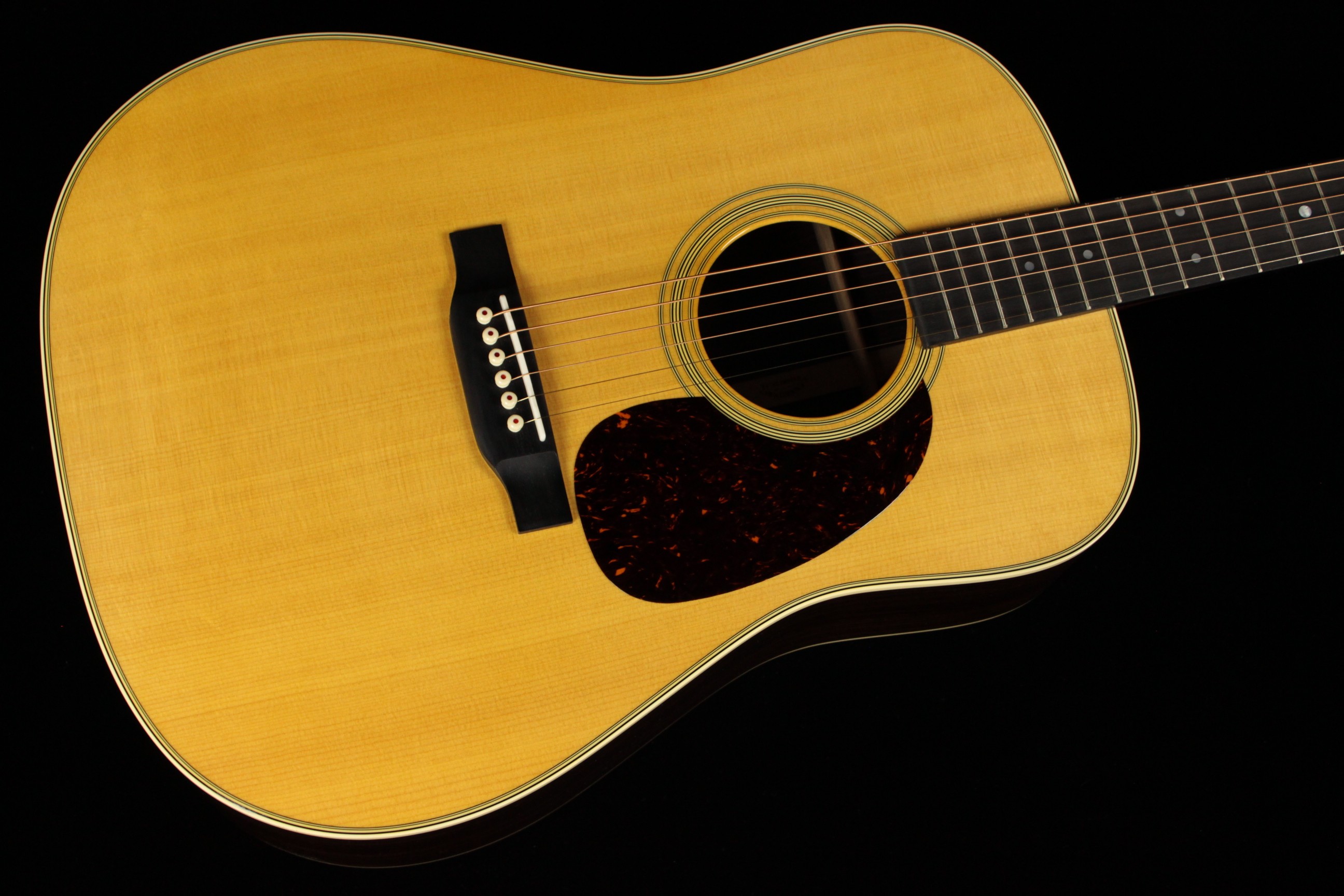 Martin D-28 (2018) Natural | Gino Guitars