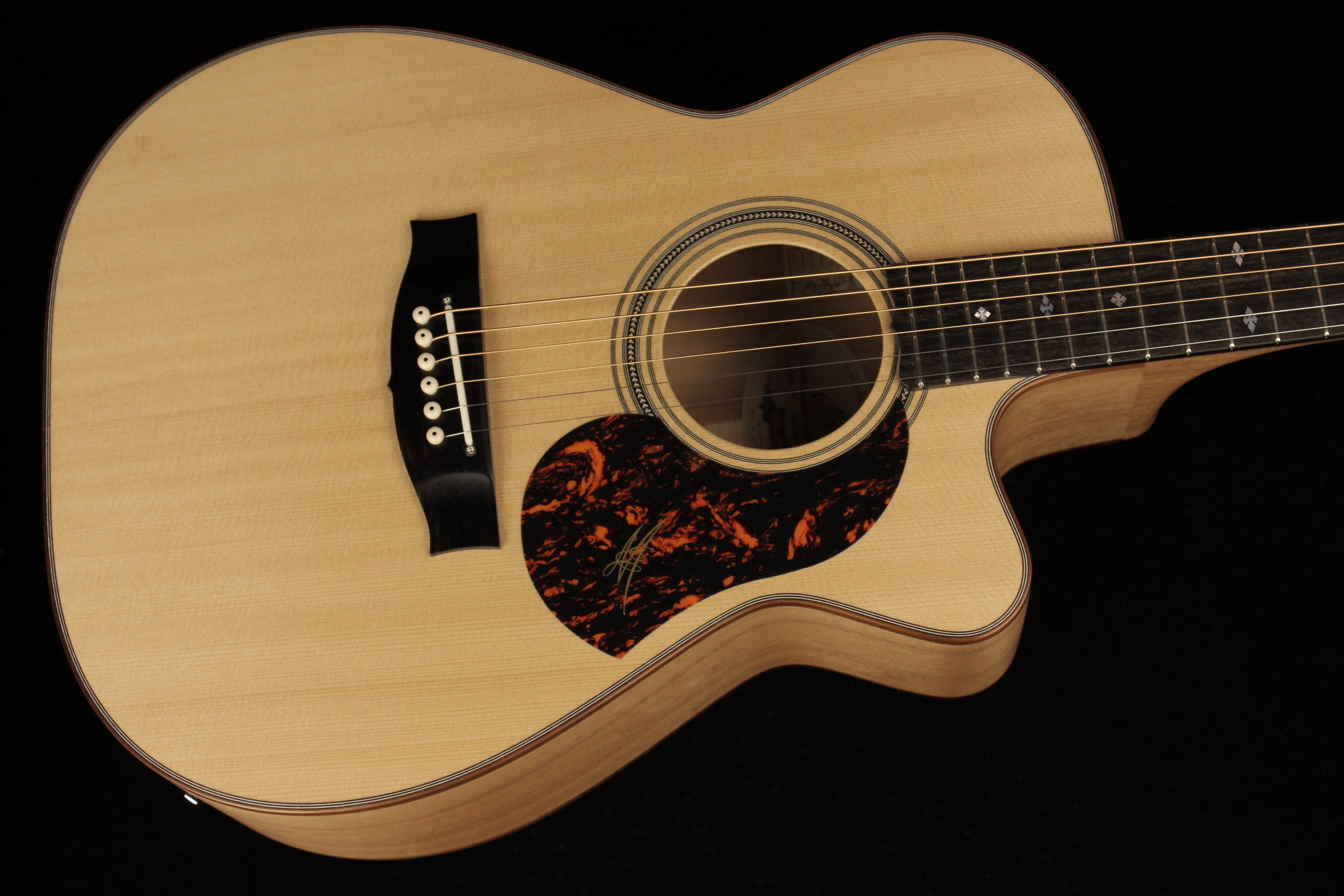 Maton EBG808C Michael Fix Natural (SN: 27627) | Gino Guitars