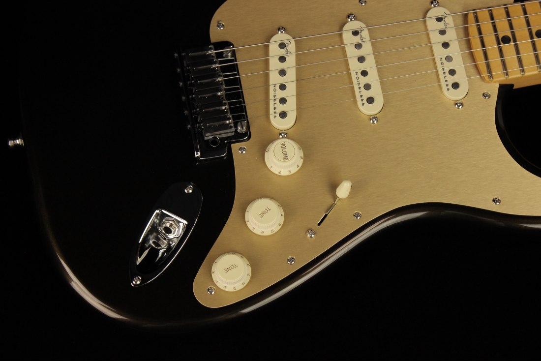 Fender American Ultra Stratocaster Texas Tea (SN: US21025868) | Gino ...