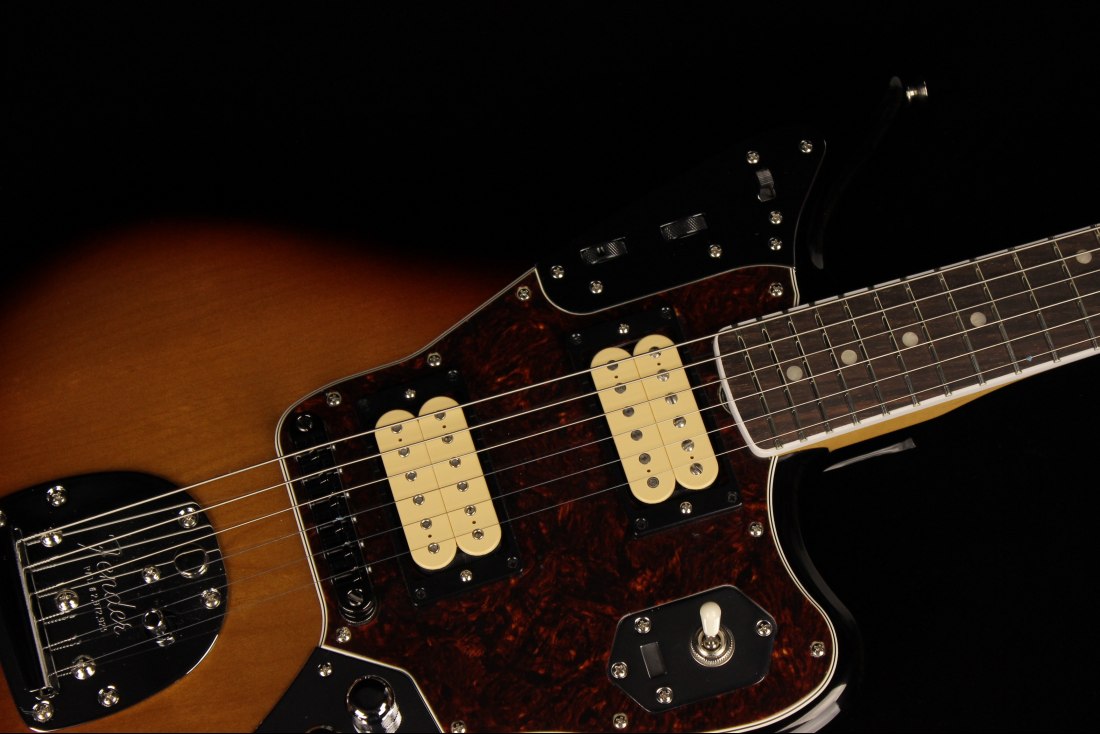Fender Kurt Cobain Signature Jaguar NOS 3-Color Sunburst (SN ... Fender Kurt Cobain Signature Jaguar NOS 3-Color Sunburst (SN ...
