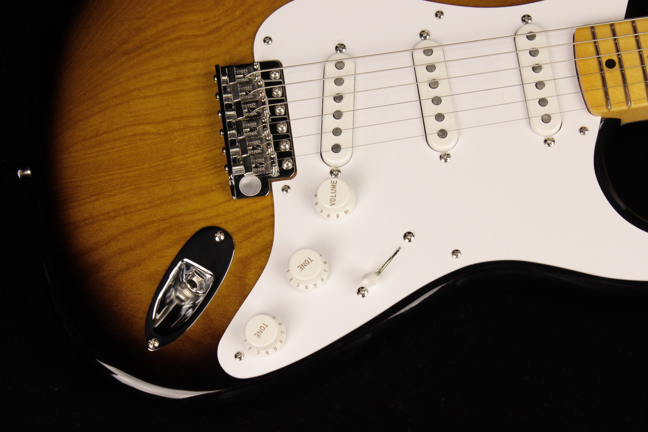 Fender 70th Anniversary American Vintage II 1954 Stratocaster 2-Color ...