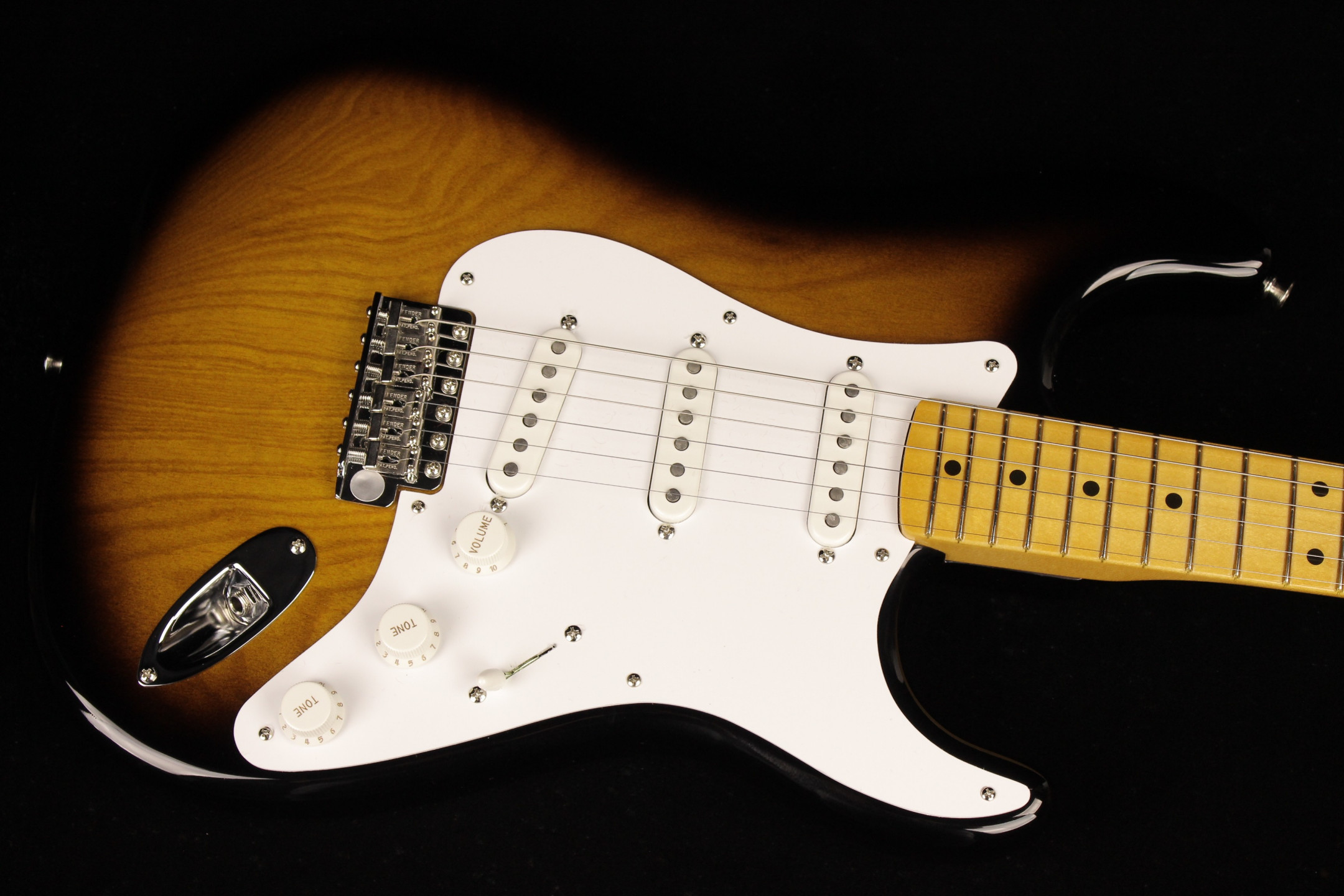 Fender 70th Anniversary American Vintage II 1954 Stratocaster 2-Color ...