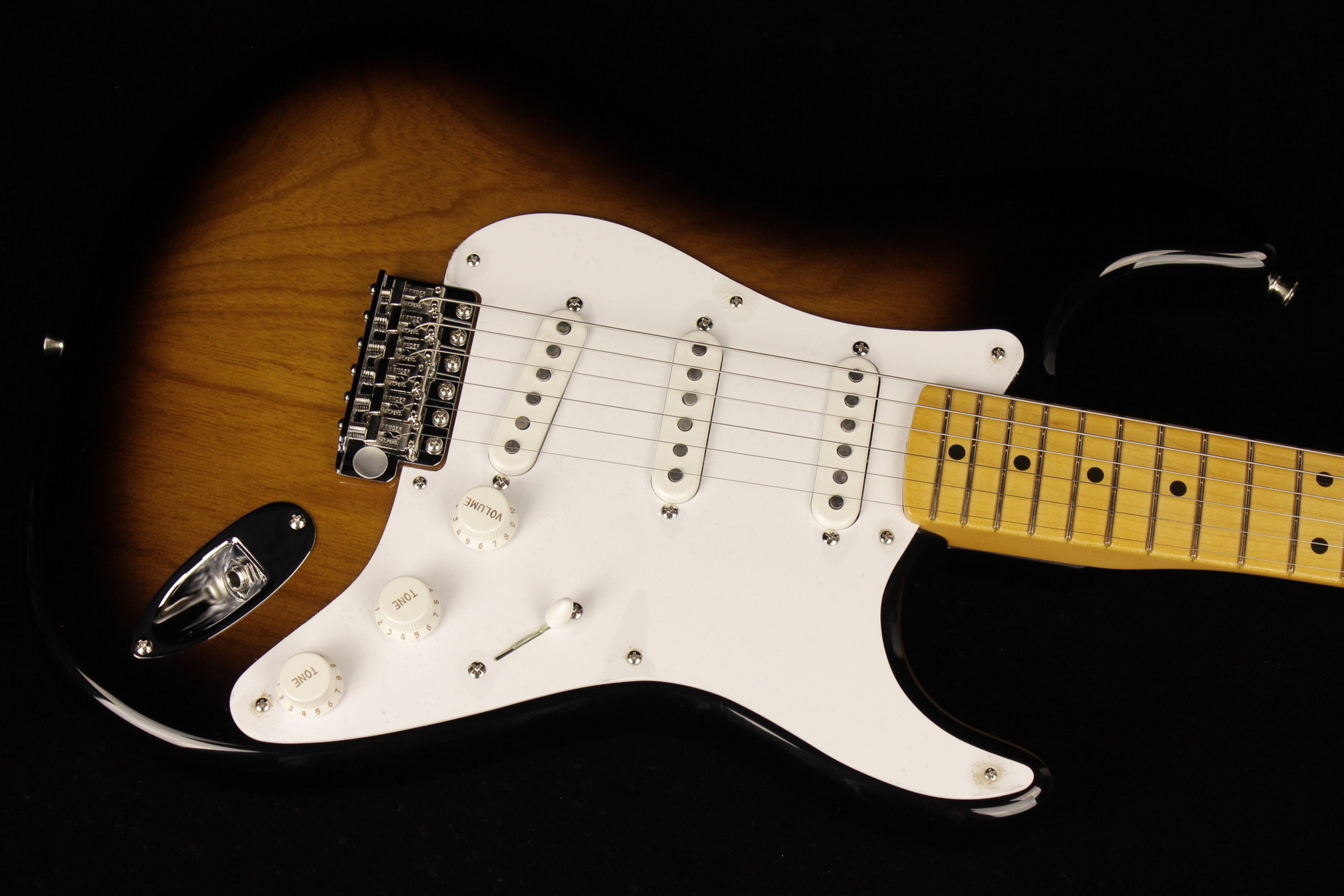 Fender 70th Anniversary American Vintage II 1954 Stratocaster 2-Color ...