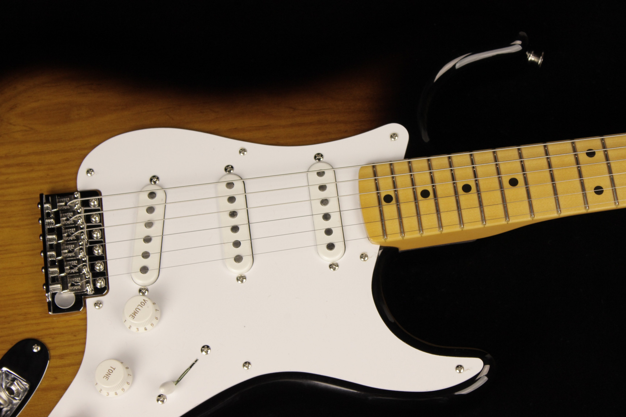 Fender 70th Anniversary American Vintage II 1954 Stratocaster 2-Color ...