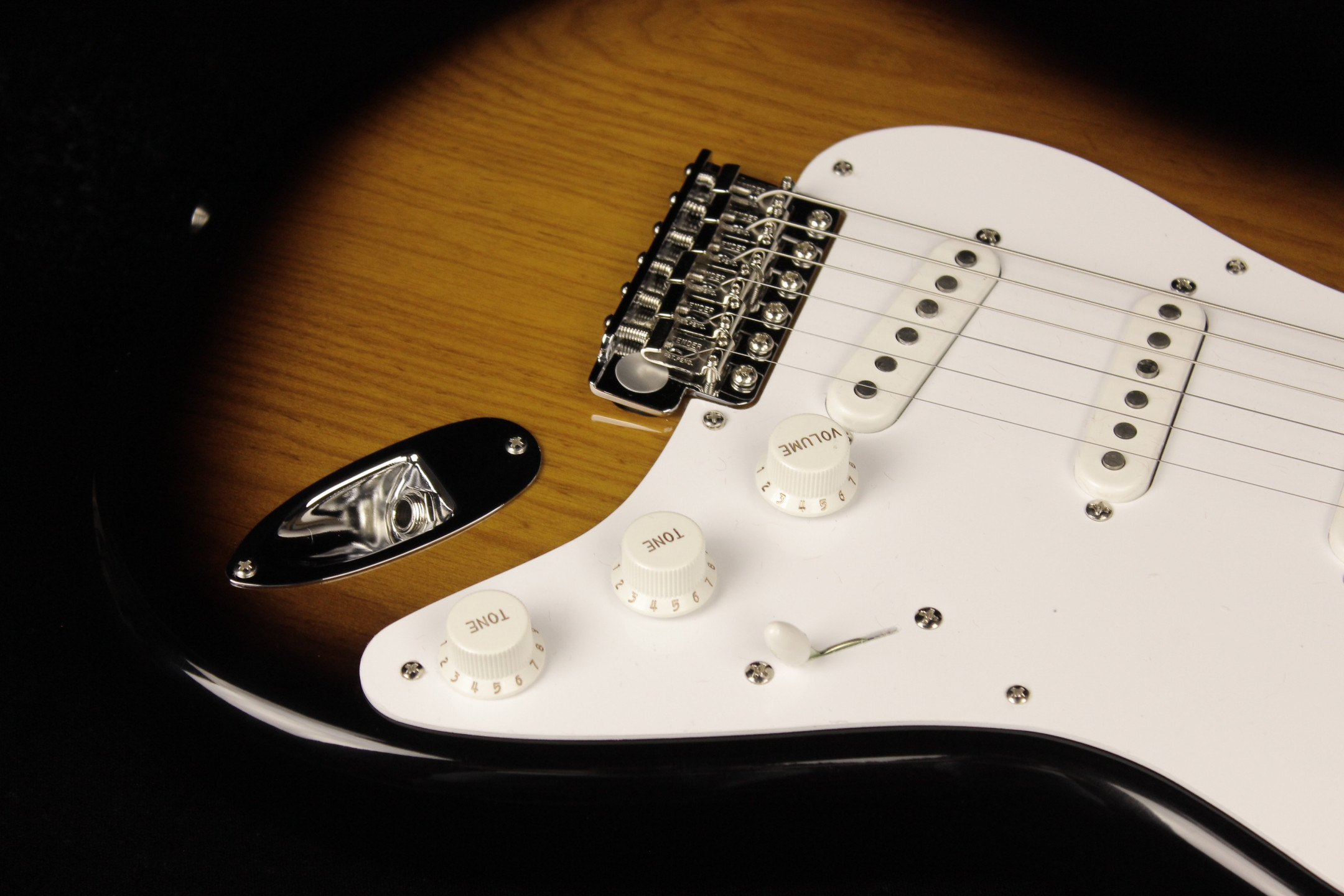 Fender 70th Anniversary American Vintage II 1954 Stratocaster 2-Color ...