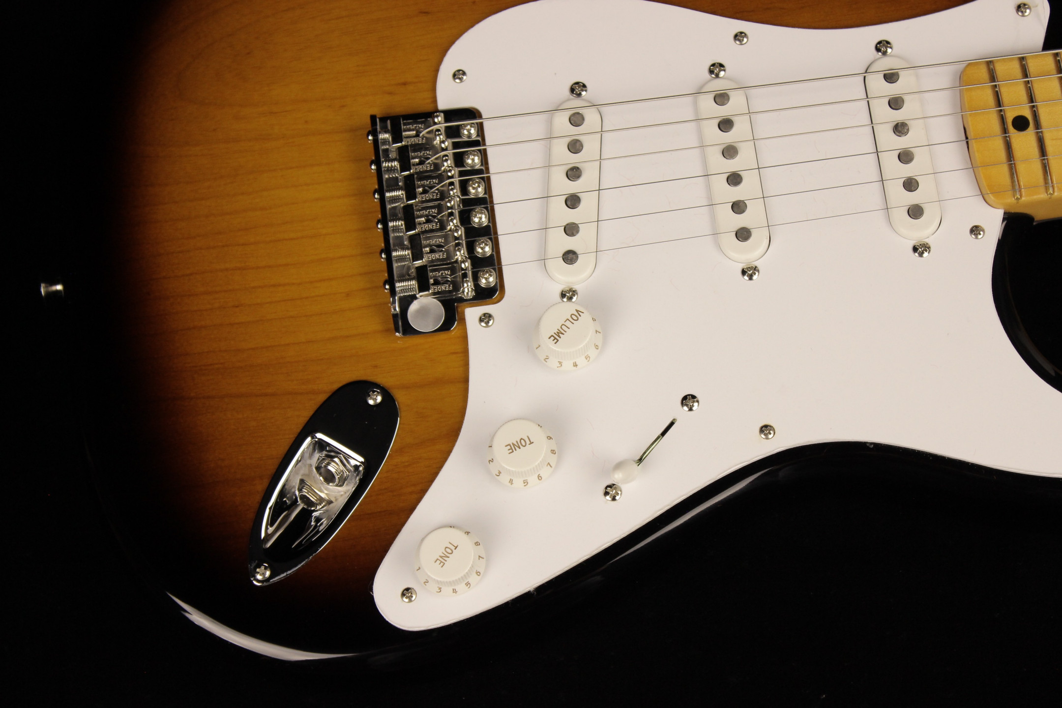 Fender 70th Anniversary American Vintage II 1954 Stratocaster 2-Color ...