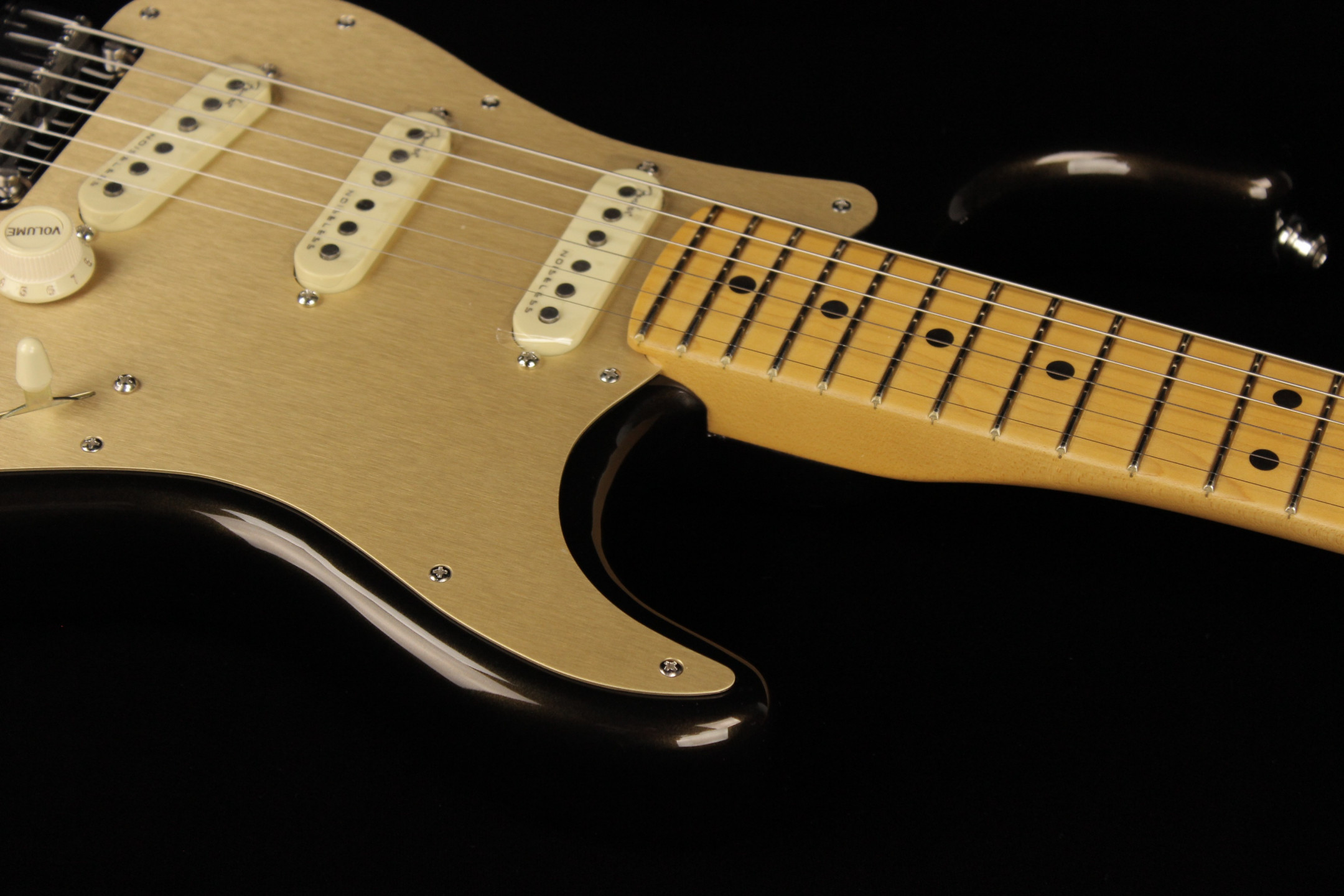 Fender American Ultra Stratocaster Texas Tea (SN: US22025809) | Gino ...