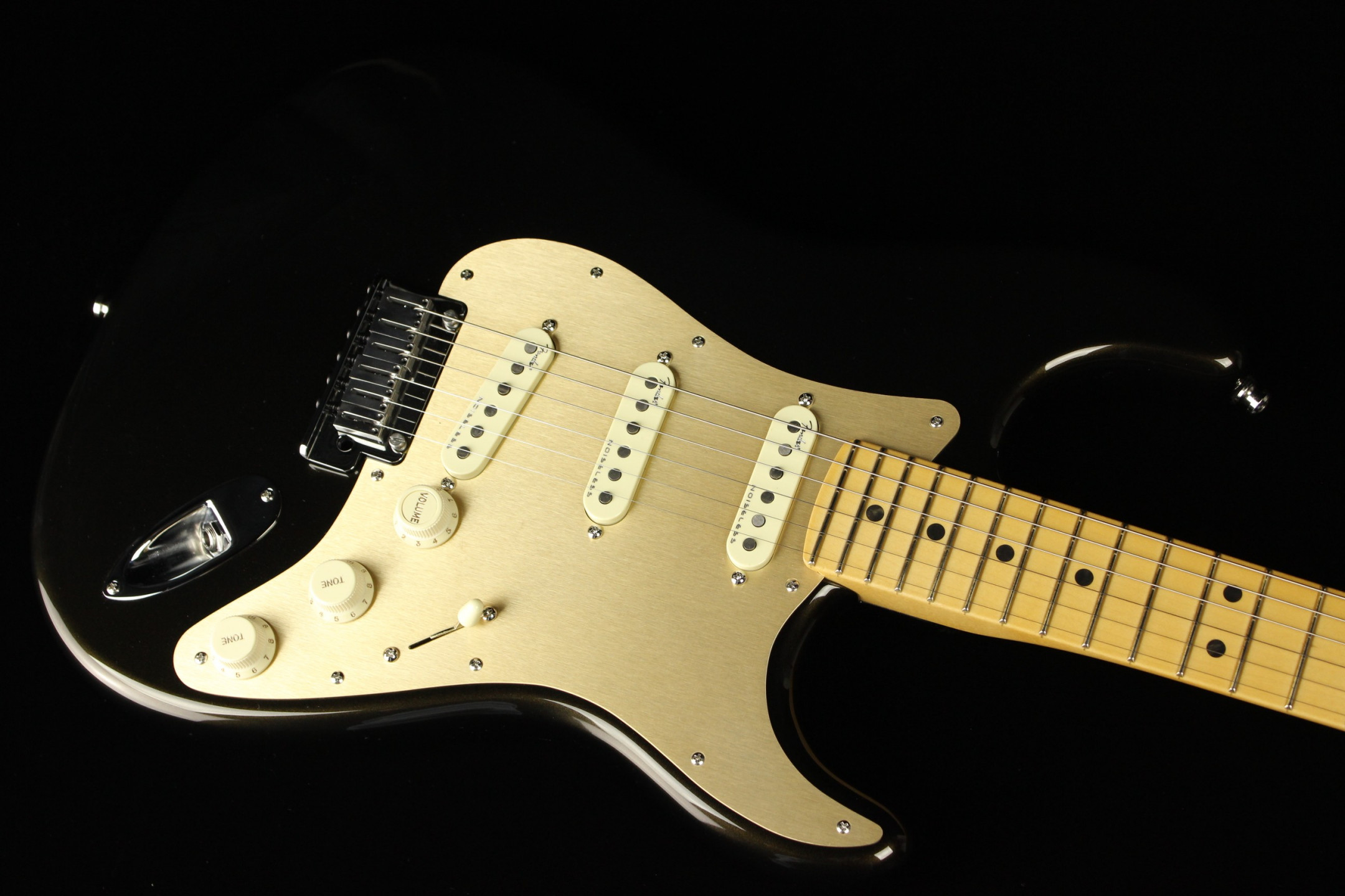 Fender American Ultra Stratocaster Texas Tea (SN: US20019742) | Gino ...