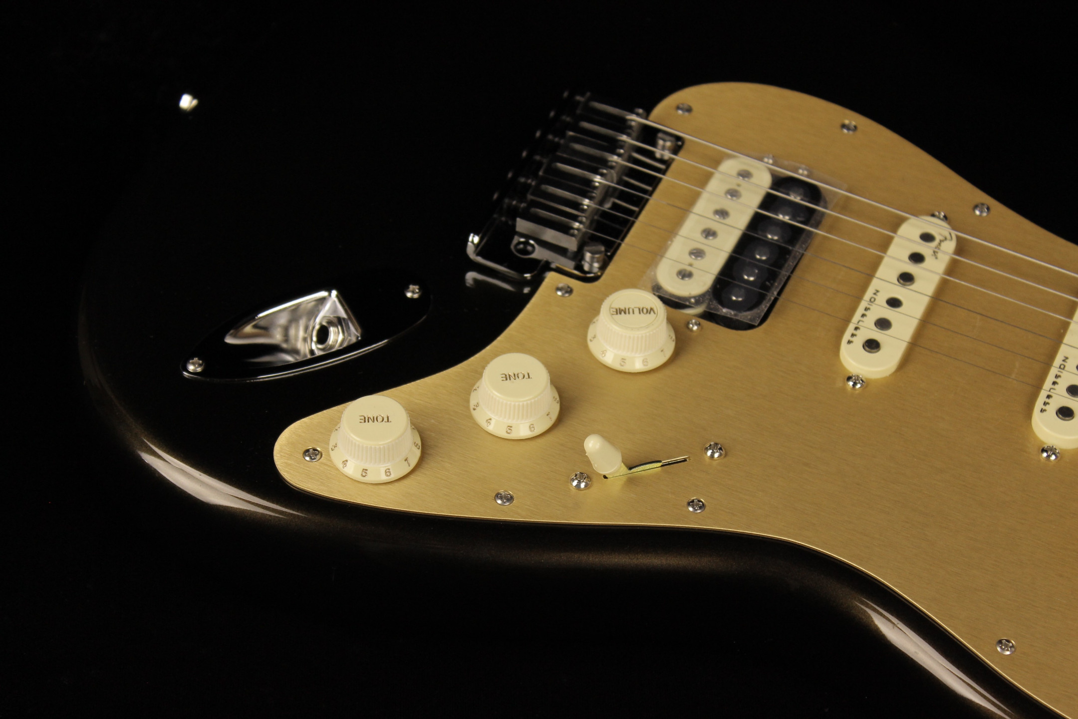 Fender American Ultra Stratocaster HSS Texas Tea (SN: US23005789 ...