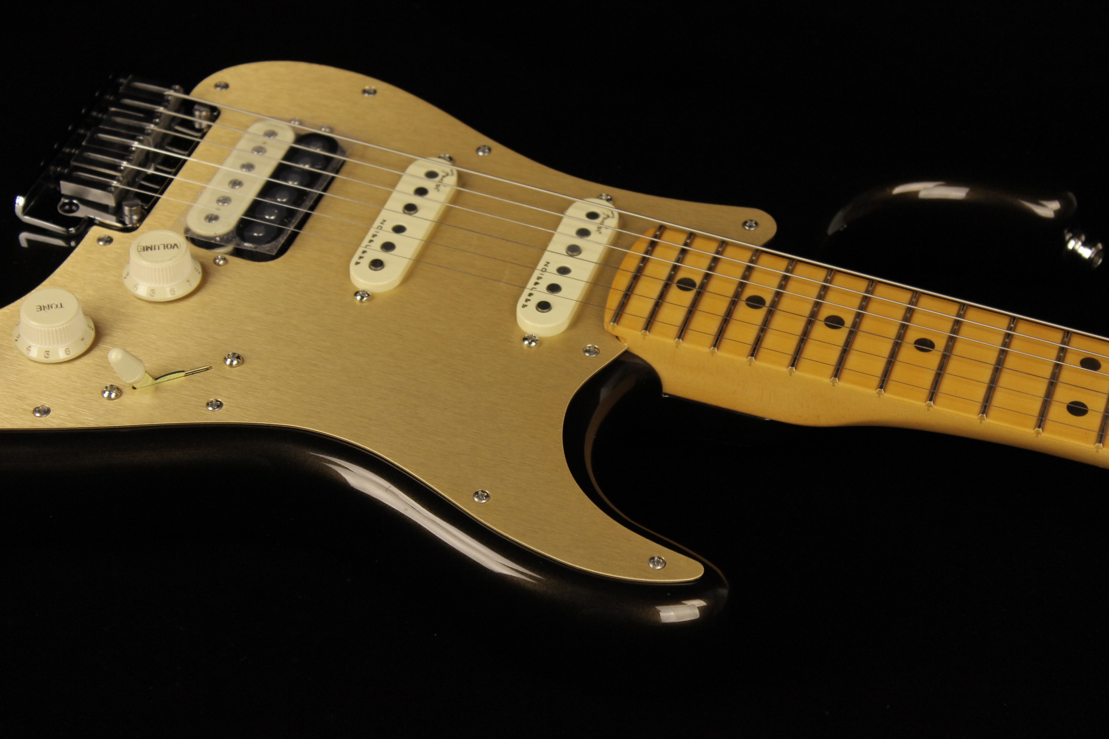 Fender American Ultra Stratocaster HSS Texas Tea (SN: US23005789 ...